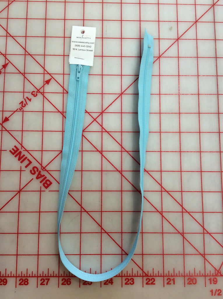 Sky Blue 24" Zipper – Wee Scotty